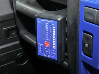 Microprocessor Controlled Dual Battery Management System - LRS Offroad